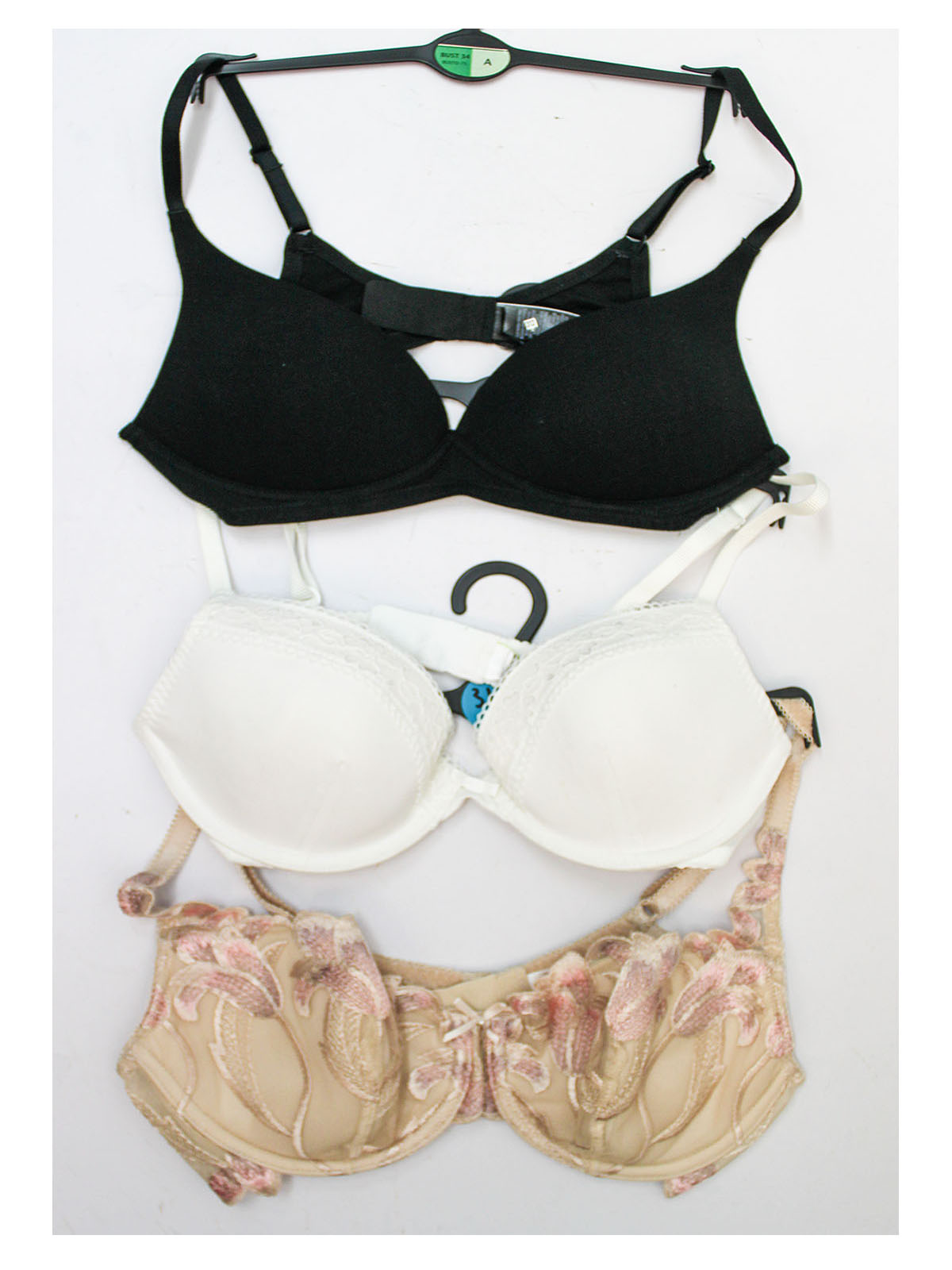 ASSORTED Bras - Size 32 to 40 (A-B-C-DD)