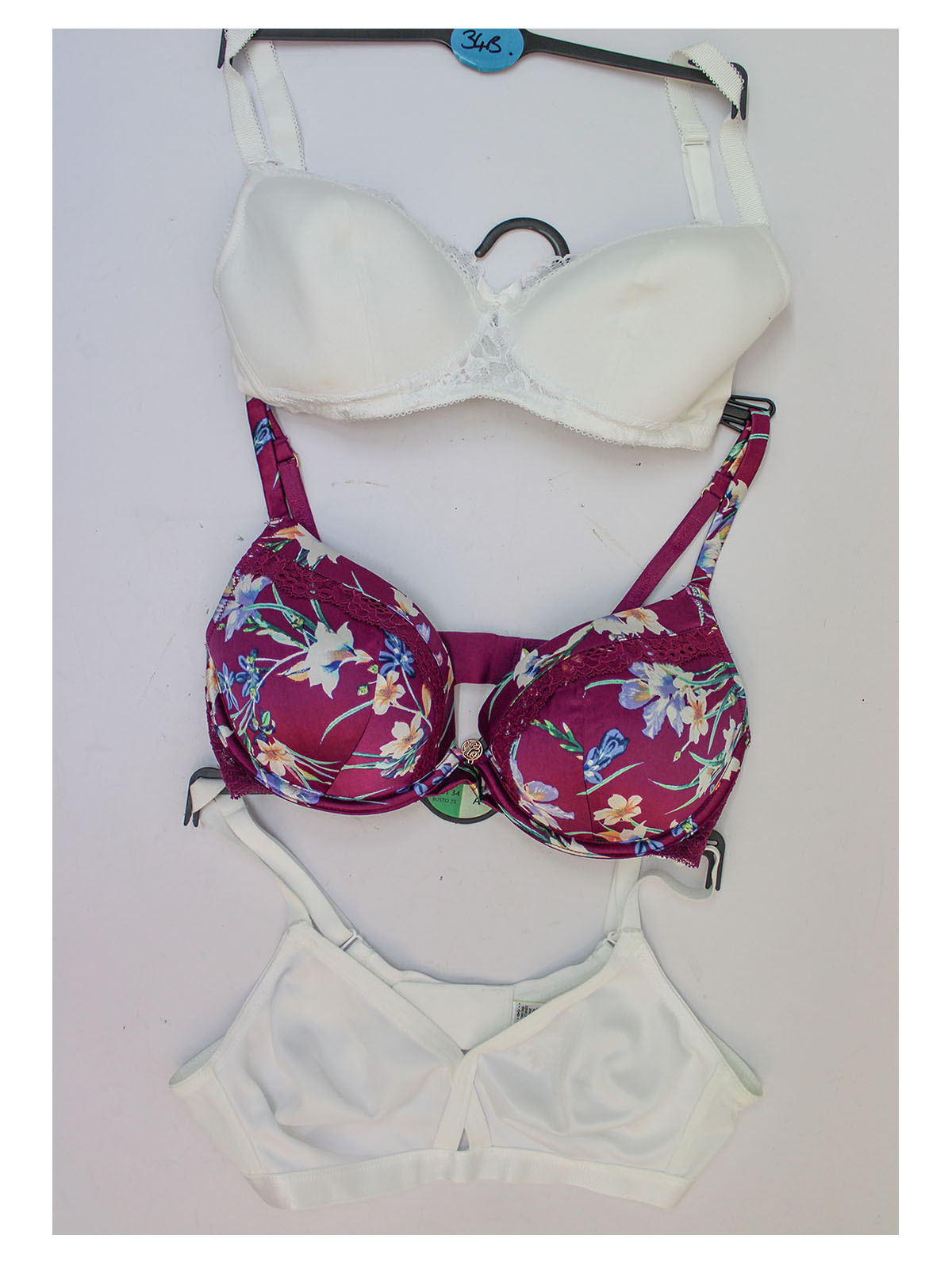 ASSORTED Bras - Size 32 to 40 (A-B-C-DD-G)
